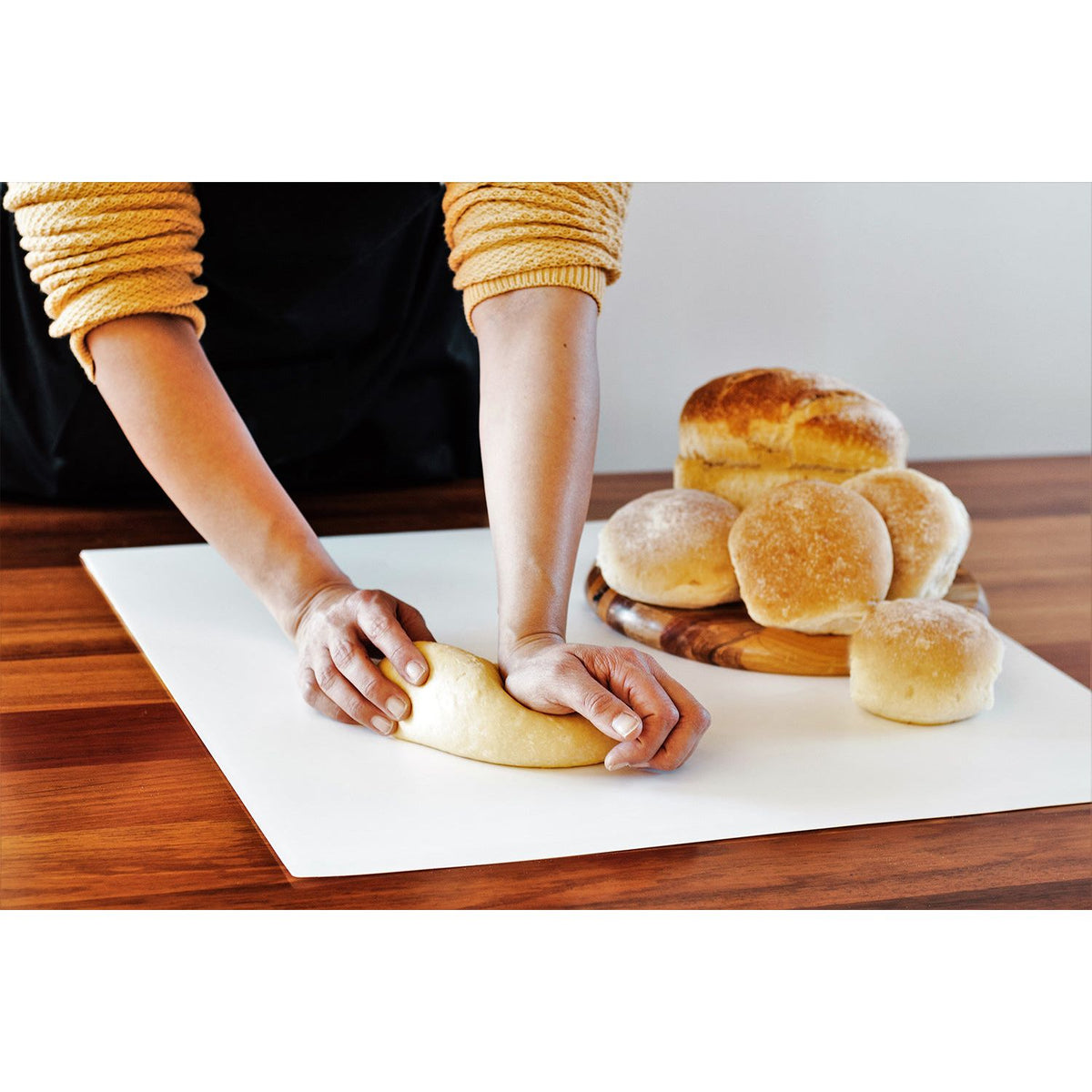 My Pastry Mate Medium Mat – Merryday - Cake Decorating Supplies